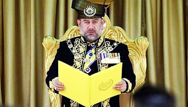 Sultan Muhammad V installed as 15th Yang di-Pertuan Agong | FMT