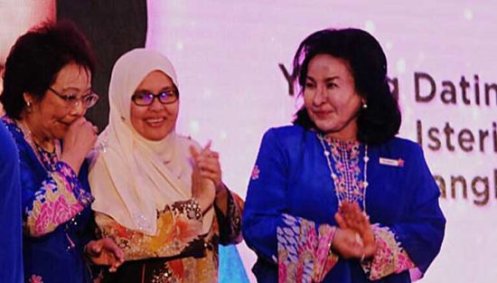 Rosmah seru rakyat mula bersukan pada usia muda | Free Malaysia Today (FMT)