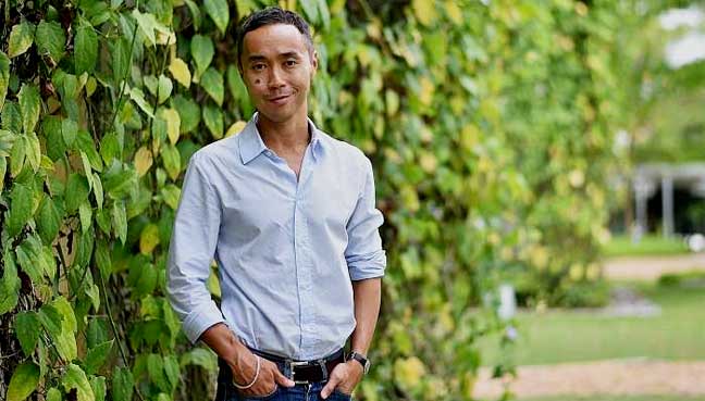 Acclaimed Malaysian author Tash Aw honoured by alma mater | FMT