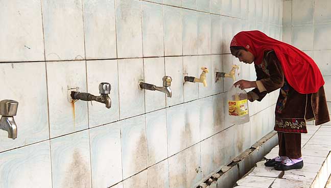 Poisonous and running out: Pakistan’s water crisis | Free Malaysia ...