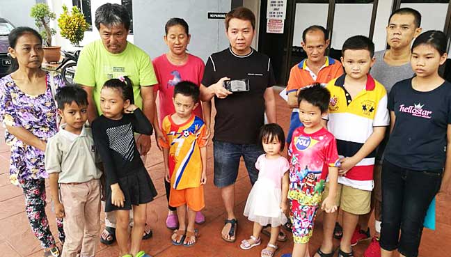More stateless children turned away from school | Free Malaysia Today (FMT)