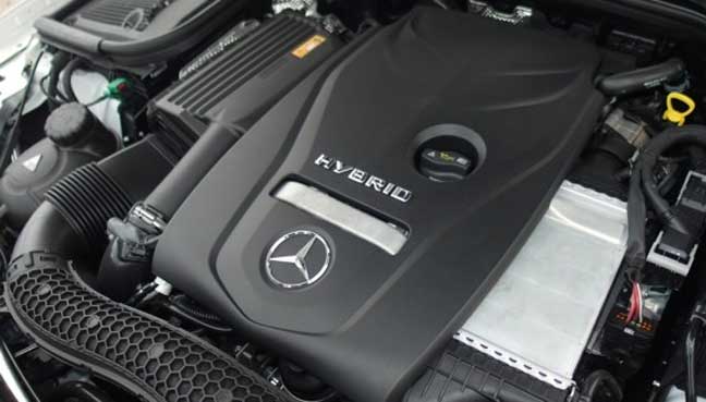 Mercedes-Benz’s strategy for plug-in hybrids explained | FMT