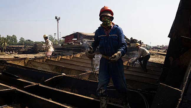 2 Sri Lankan engineers duped into forced labour in Malaysia | FMT