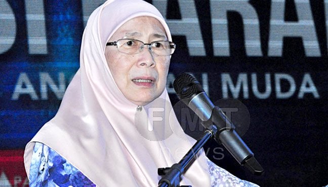 Wan Azizah: I’m standing in Pandan to honour, defend Rafizi | Free ...