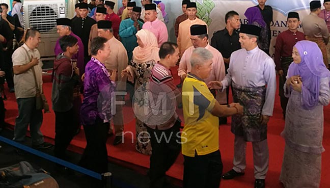 I’m here to thank the PM for saving Malaysia, says citizen Edwin Chew | FMT