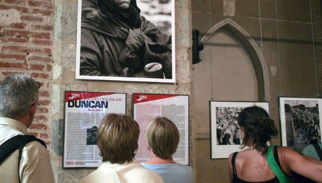 David Douglas Duncan, US photographer of combat and Picasso, dies ...