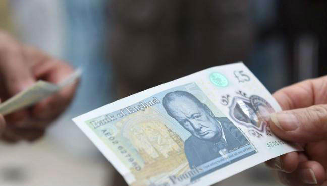 Pound falls to seven-month low before Bank of England meeting | Free ...