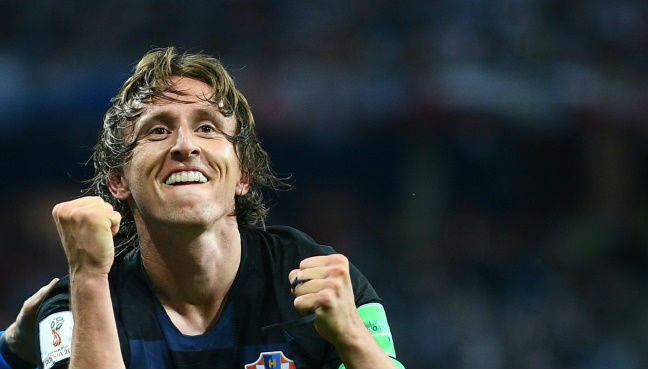 Modrić returns to Real Madrid training amid doubts over future | Free ...