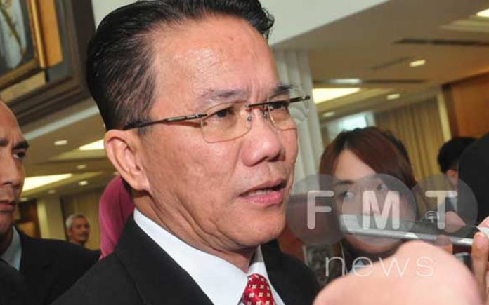 Menteri nafi salah guna dana dari Najib kepada bekas parti | Free ...