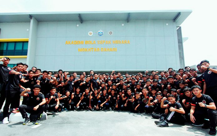 Menteri: Kerosakan Akademi Mokhtar Dahari dibaiki dalam 3 bulan | Free ...