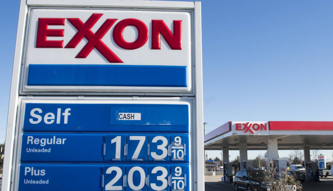 4 taken to hospital after blaze at Exxon Texas refinery | FMT