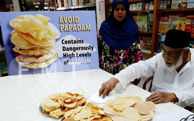 How much salt is in that papadam? | FMT