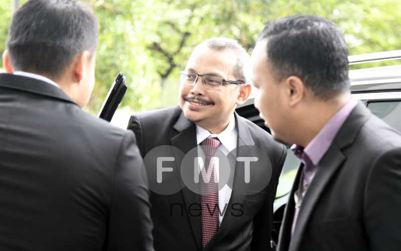 Ex-MACC chief called in for questioning over 1MDB audit report | Free Malaysia Today (FMT)