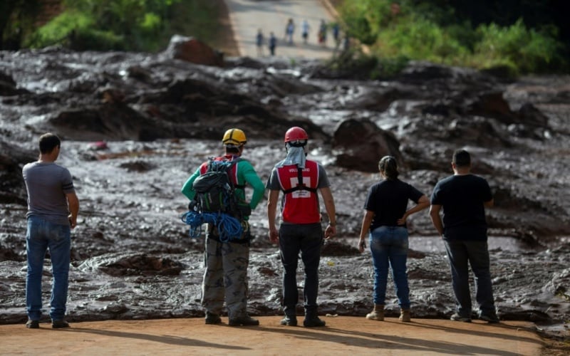 Brazil dam disaster leaves 34 dead, hundreds missing | Free Malaysia ...