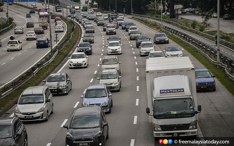 Letting ‘kapcai’ riders use highway emergency lanes for safety’s sake | FMT