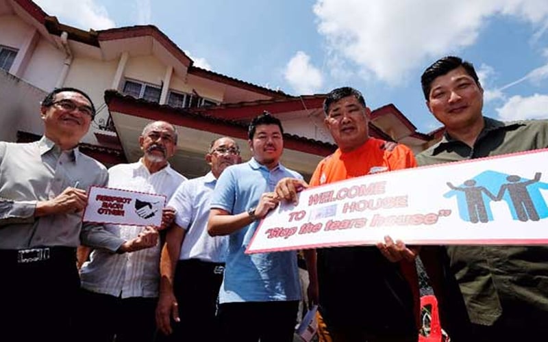 ’10-sen’ activist Kuan to contest as independent in Semenyih | FMT