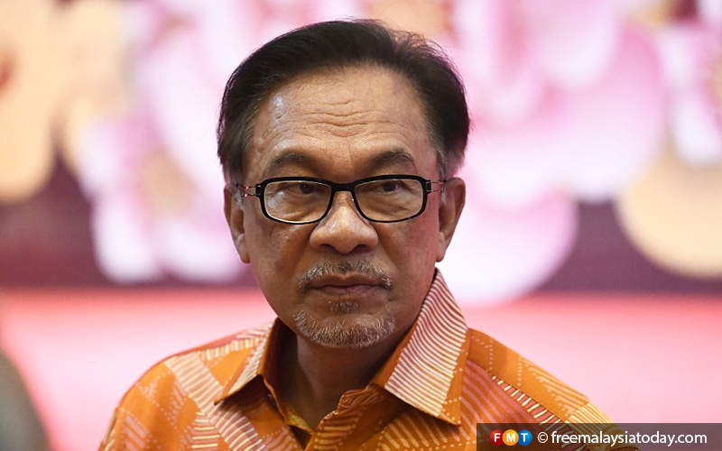 Focus on bigger cases, Anwar tells MACC | FMT
