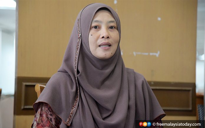 Police ask court to reject Suhakam findings in suit by Amri’s wife ...