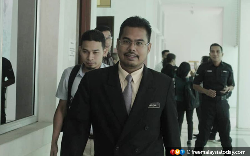Adib may have stepped out of EMRS van during riot, doctor tells inquest ...