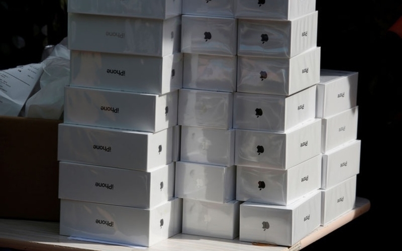 Violence-hit Apple supplier breached Indian laws, says report | FMT