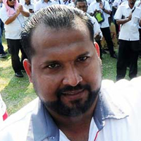 Pemandu teksi tolak peraturan cermin gelap, anggap menteri kurang bijak ...