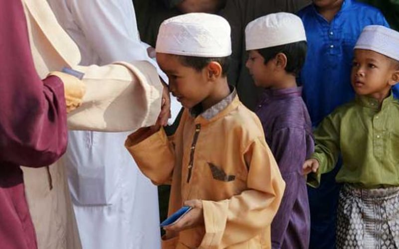 Adab beraya di rumah rakan, saudara | Free Malaysia Today (FMT)