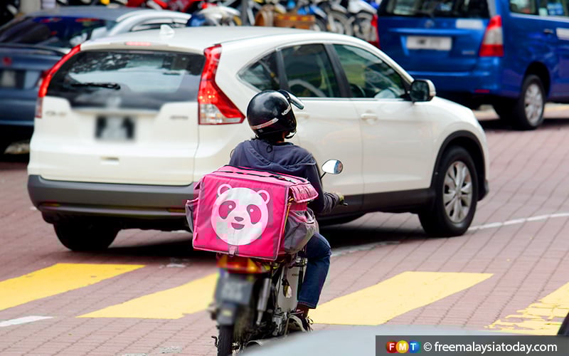Foodpanda defends new payment scheme for riders | FMT