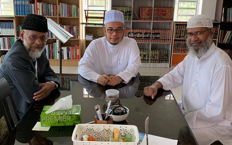 Mufti Perlis sambut baik Malaysia enggan hantar Zakir Naik ke India ...