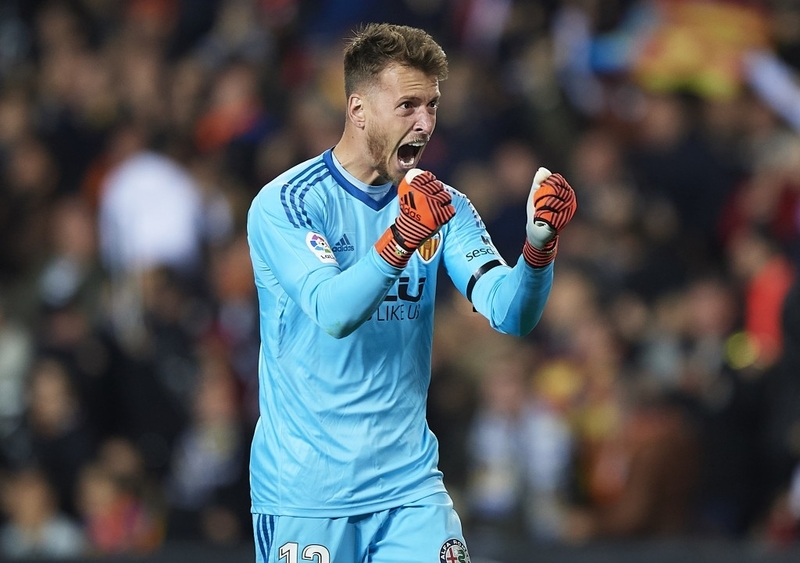 Barcelona sign Brazilian goalkeeper Neto from Valencia | Free Malaysia ...