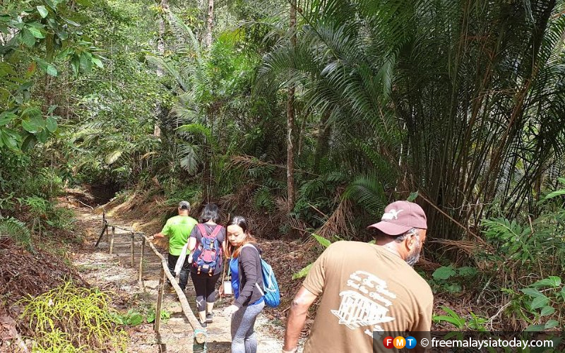 Keunikan denai Moniot di Bukit Bendera yang semakin dilupakan | FMT