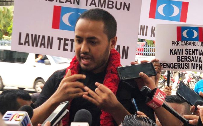 Anwar’s aide Farhash arrested over brawl | Free Malaysia Today (FMT)