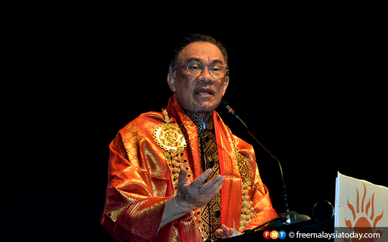 Anwar hopes LTTE-linked detainees can be freed for Deepavali | FMT