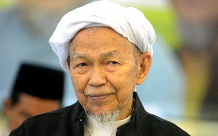 Make Nik Aziz an icon for national unity, says PH MP | Free Malaysia ...