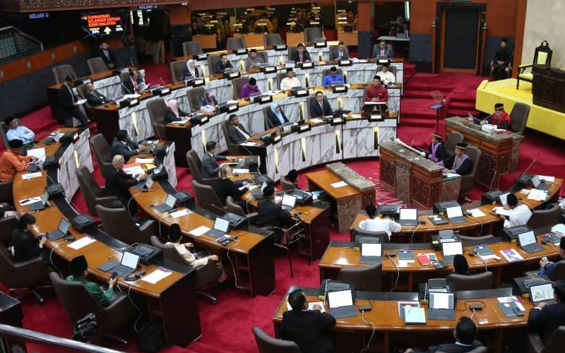 selangor-tables-rm2-3-bil-budget-to-stimulate-growth-free-malaysia