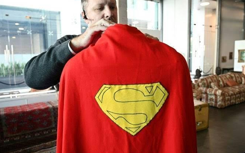 ‘Sayap’ terawal Superman dilelong hampir RM1 juta | FMT