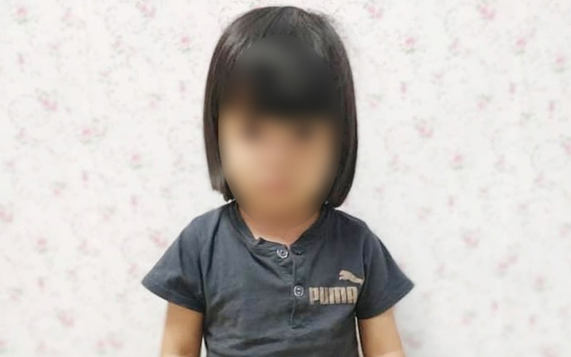 Child found wandering alone reunited with parents | FMT