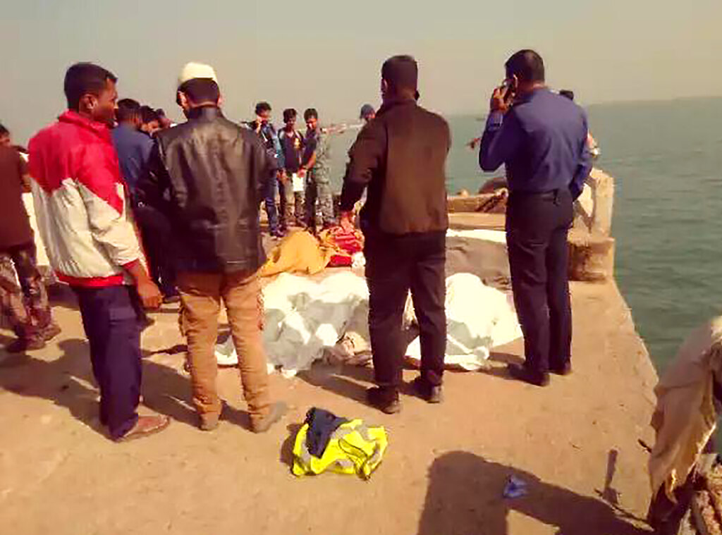 5 dead, dozens missing in Bangladesh ferry sinking | FMT