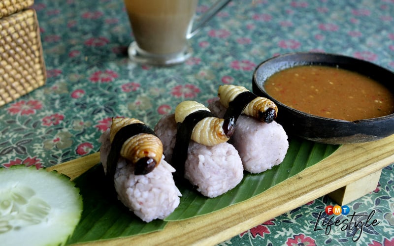 Sabah’s traditional sago grub now a popular delicacy | FMT
