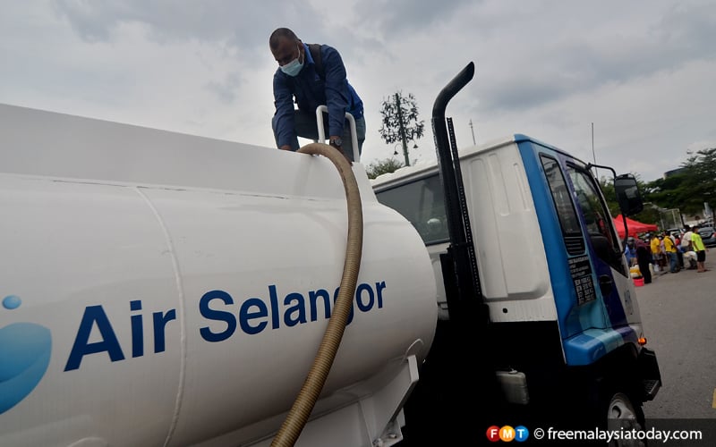 84 water tankers sent to critical premises, says Air Selangor | FMT