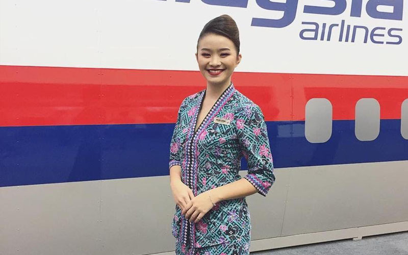 Dibuang kerja, bekas pramugari cekal usaha perniagaan kuih tradisi ...