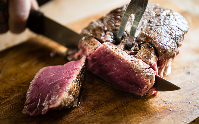 Daging merah atau daging putih. Mana lebih sihat? | FMT