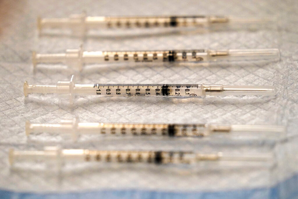 Global vaccination plans push Chinese syringe makers into overdrive ...