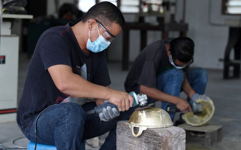 Friends find career in protecting Terengganu’s brassware craft heritage ...