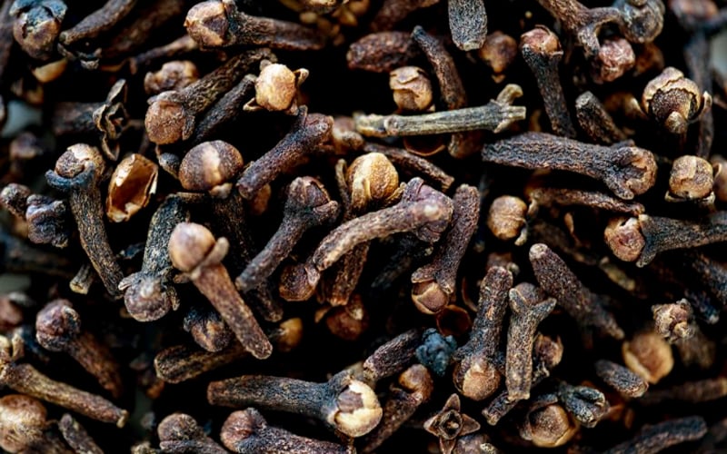 Cengkih dan khasiatnya | FMT