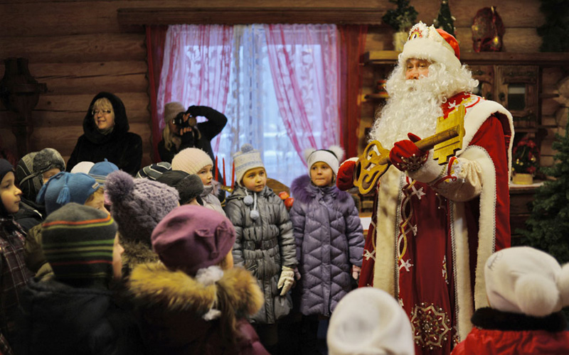 5 versions of Santa from around the world | Free Malaysia Today (FMT)