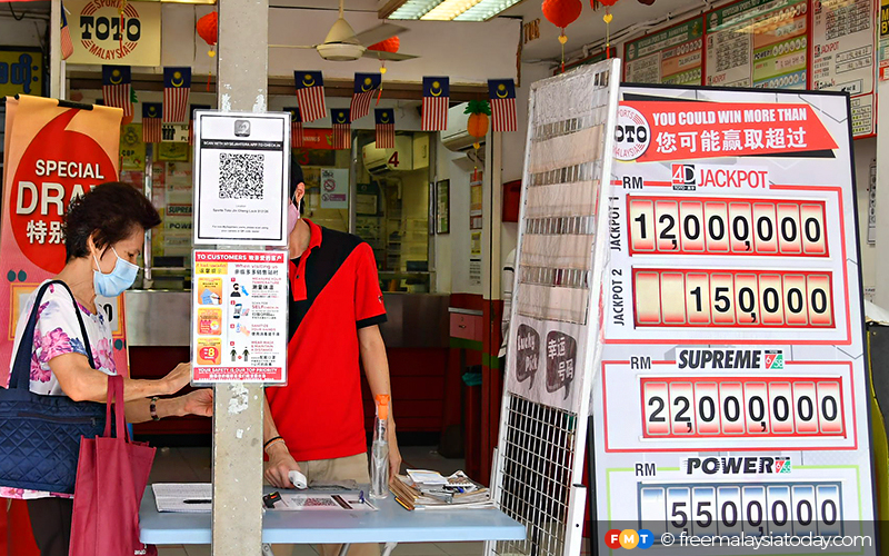 4D shops set ‘to reopen tomorrow’ for fully vaccinated | FMT