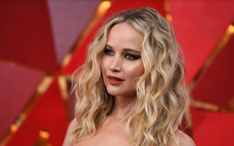Jennifer Lawrence reported hurt by flying glass on movie set | Free ...