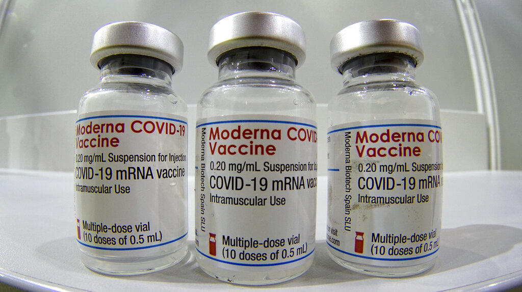 Moderna gets nod to accelerate jab output with bigger vials | Free ...
