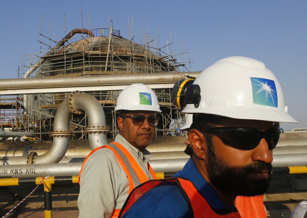 Saudi oil giant Aramco’s shares hit record high | Free Malaysia Today (FMT)