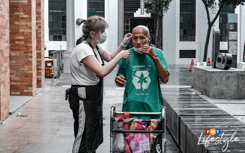 Joey Lai, Kuala Lumpur’s hairdresser for the homeless | Free Malaysia ...